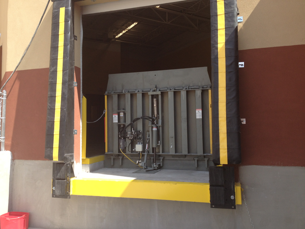 PowerAmp Vertical Dock Levelers | NYC & NJ